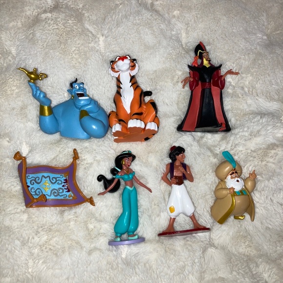 Disney | Toys | Disney Store Aladdin Figurine Play Set Toy Figures Cake ...